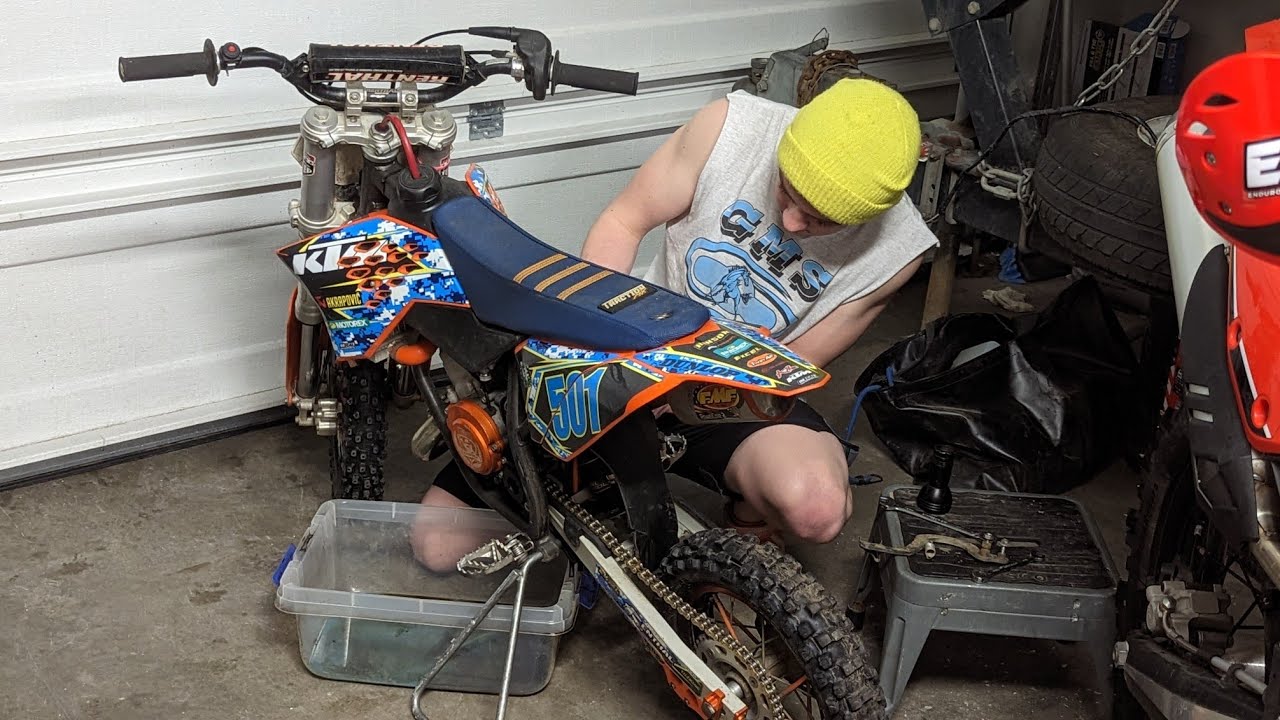 KTM 50SX running hot - YouTube