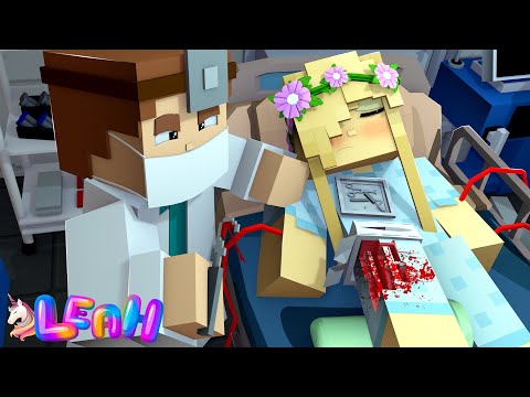Little Leah's BROKEN LEG SURGERY... Minecraft