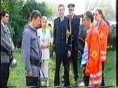 Hand tickle - funny scene from a Bosnian movie