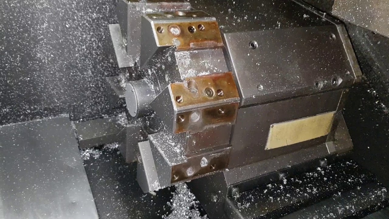 MAZAK QT15, Turret - YouTube