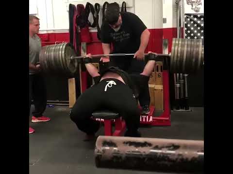 1000 lbs bench press - YouTube