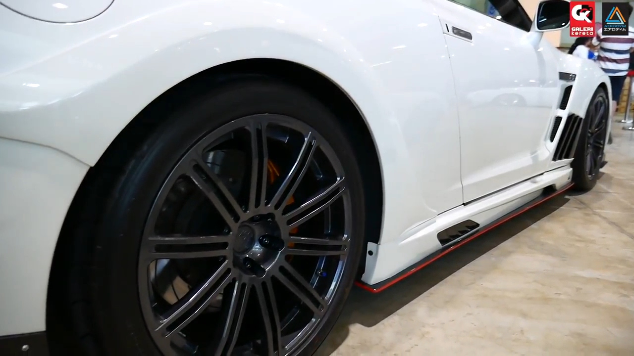 Nissan GTR R35 Custom Body Kit Walkaround - Borneo Kustom Show 2017 ...