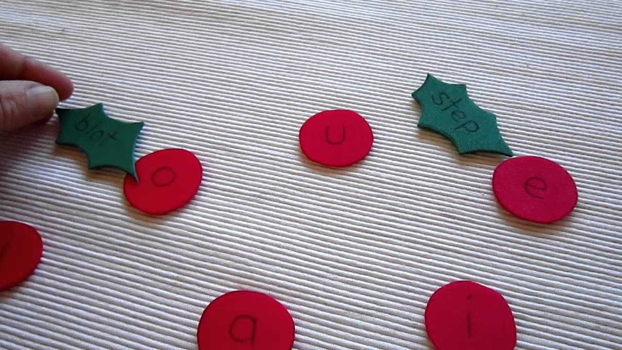 Preschool - Reading-Phonics-Spelling: Christmas holly game with short ...
