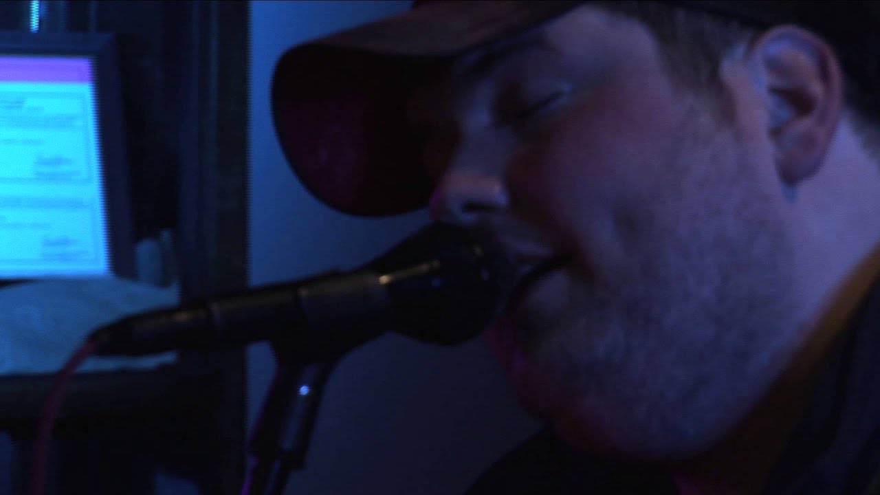 Andrew Houy - Darling Nancy - Live at The Galena Brewing Co. - YouTube