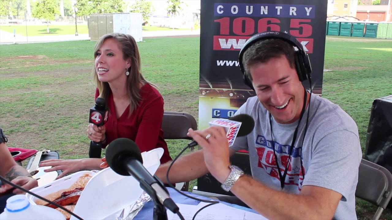 Eric Van Houten and Clay Moden Try Suicide Ribs at Ribfest - YouTube