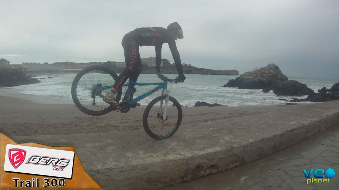 Test de la Berg Trial 300 - YouTube