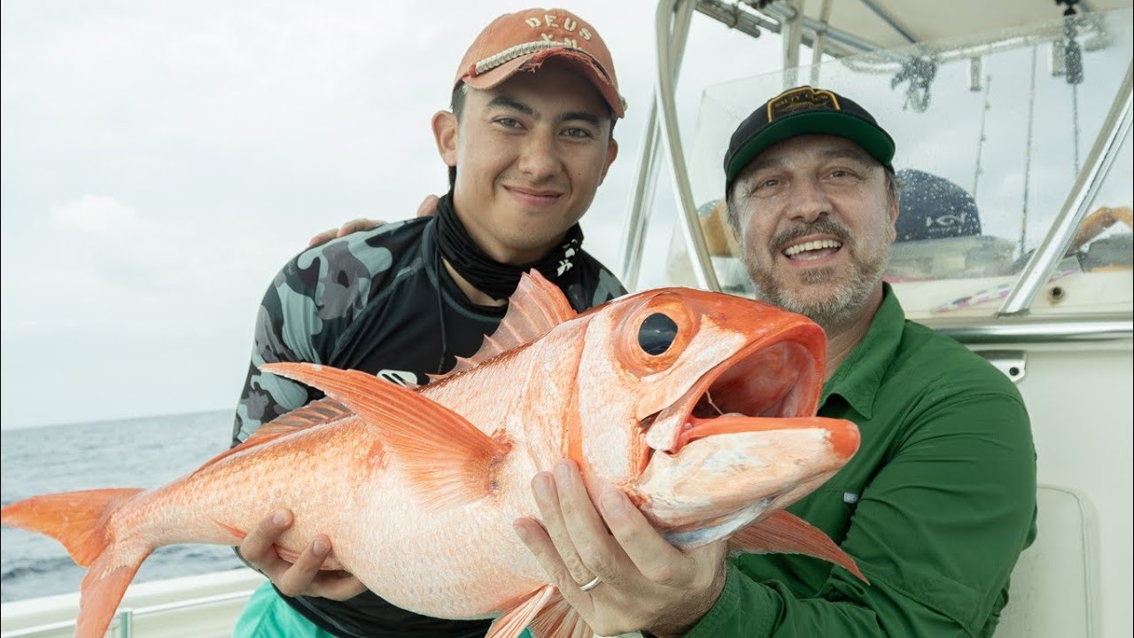 BUCKET LIST FISHING EP1 | SIARGAO DEEP SEA FISHING - YouTube