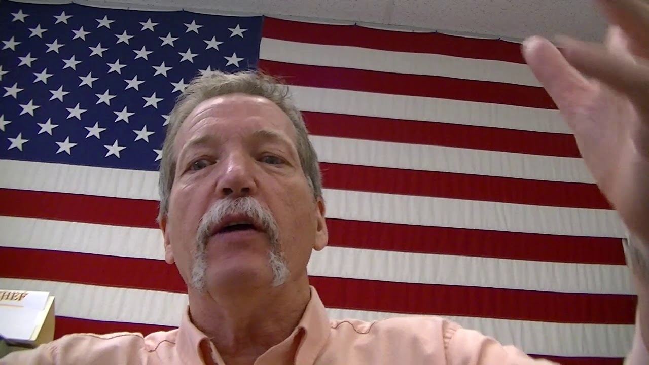 Veterans' Day Pledge with Mr. Swigart - YouTube