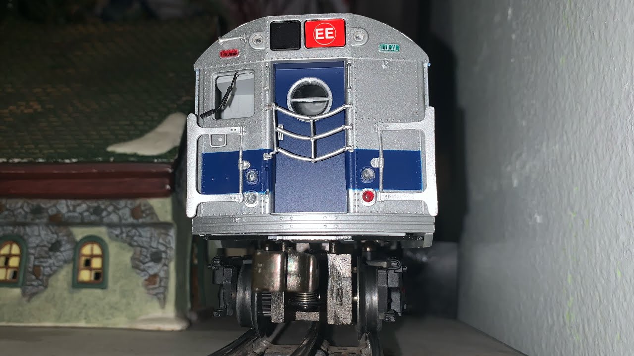 LIONEL TRAINS 2021 R16 SUBWAY SET MTA SUBWAY SET - YouTube