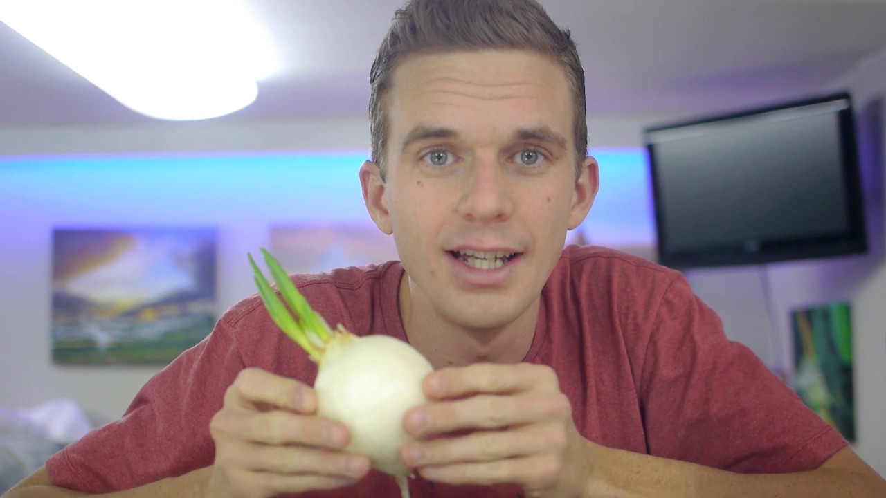 ASMR Onion sounds (3d sound) - YouTube