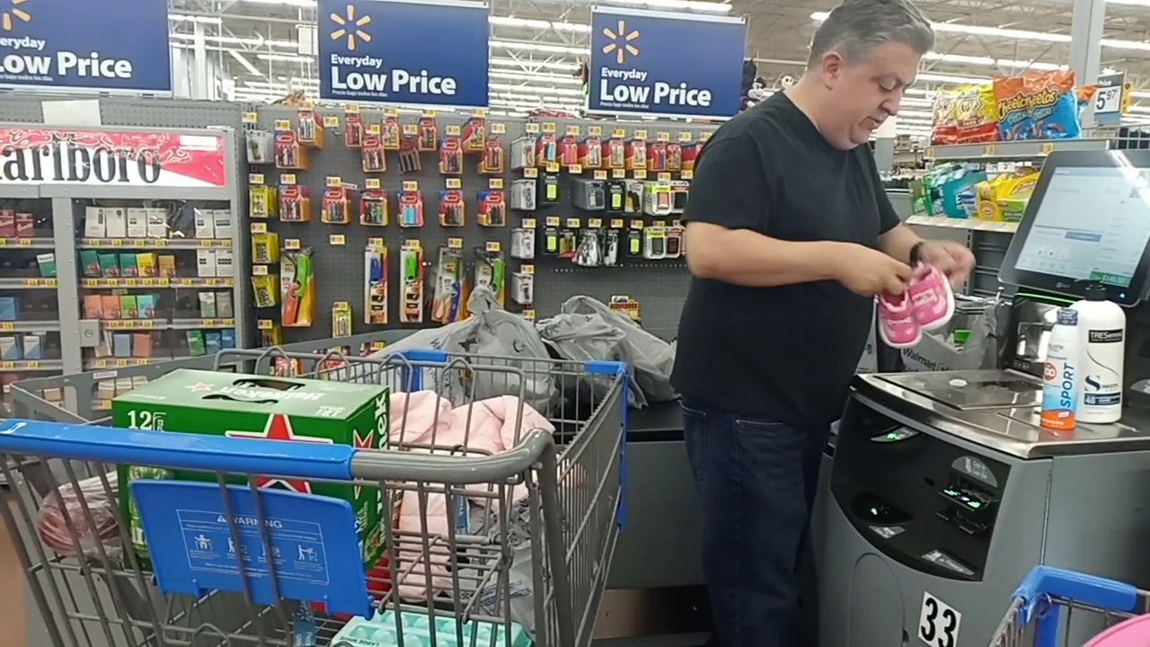 Self Check-out | No Cashier or Bagger Needed - YouTube