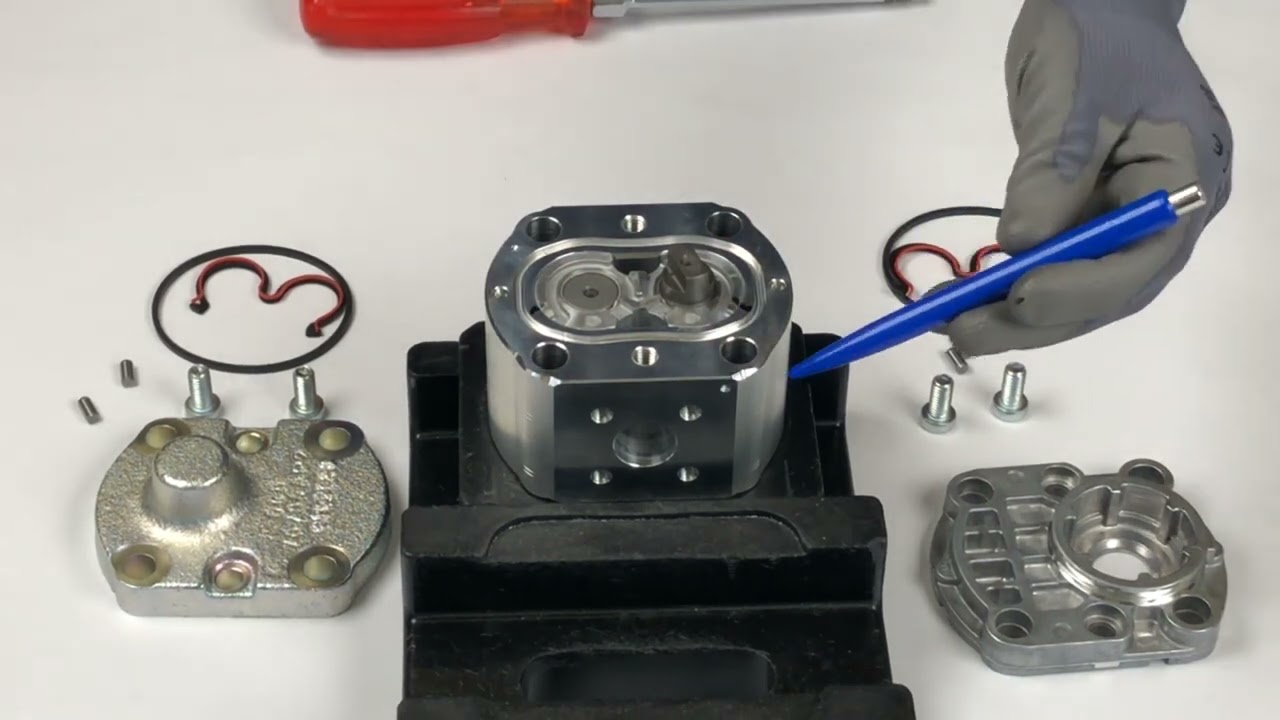 [EN] Bosch Rexroth: AZ CKD - Conversion from CCW to CW rotation - YouTube