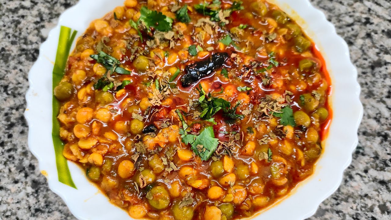 ভিন্ন স্বাদের নিরামিষ চানা মটর মশলা /veg chana matar masala # ...