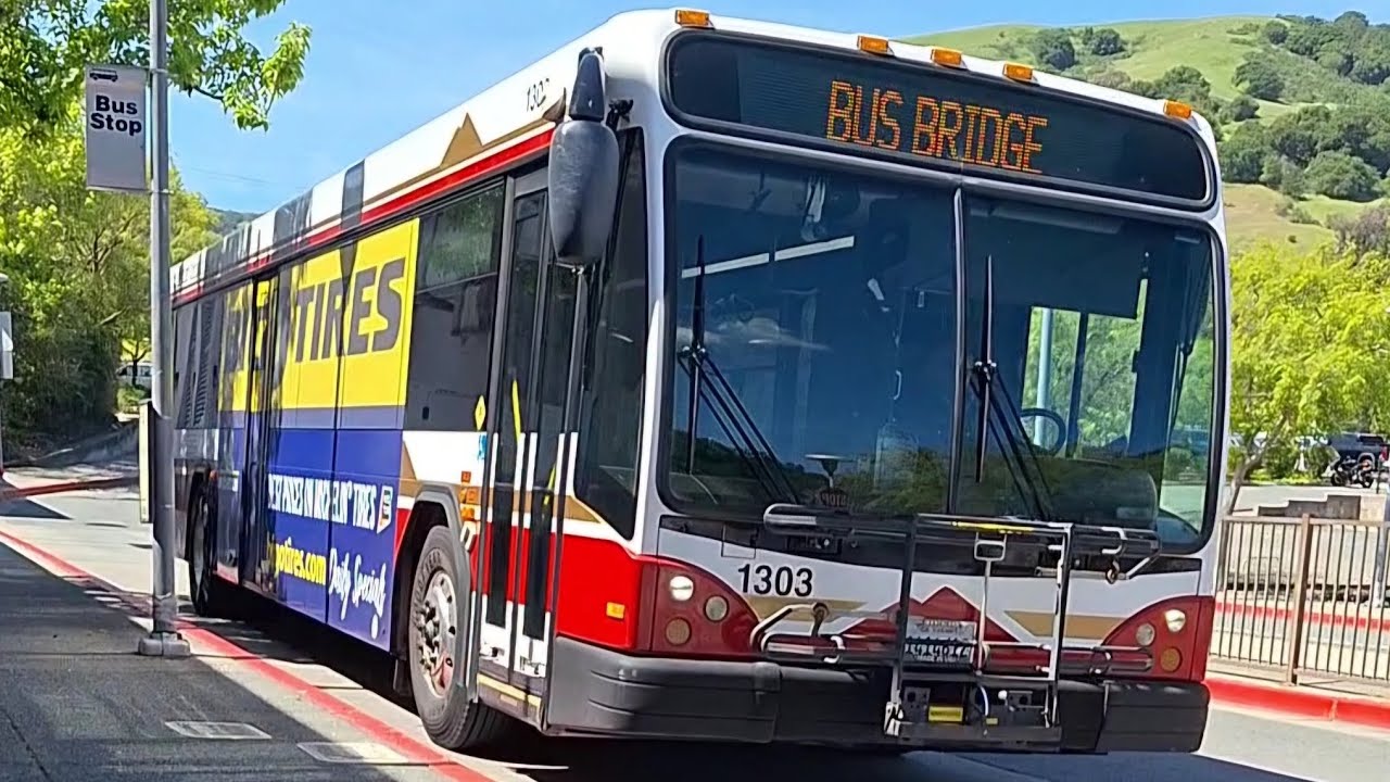 BART Bus Bridge | County Connection 2013 Gillig BRT 40' #1303 (Orinda ...