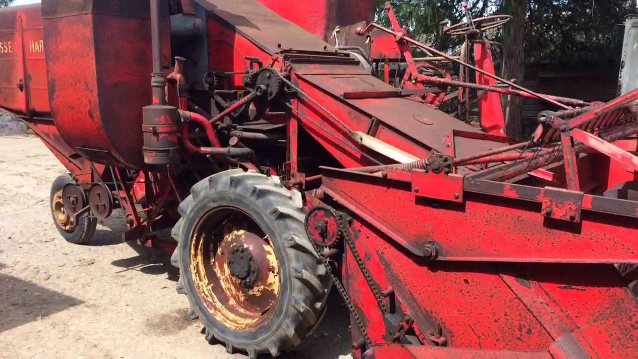 Massey Harris 780 combine - YouTube
