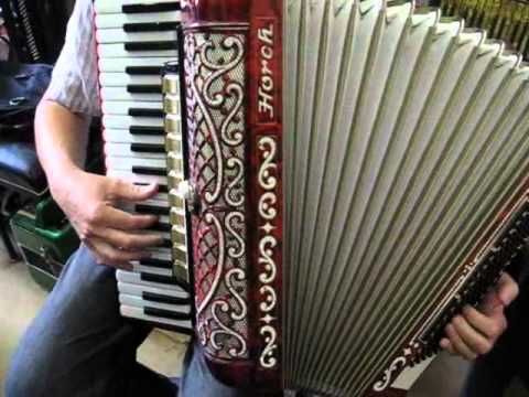 HORCH // vintage German accordion - YouTube
