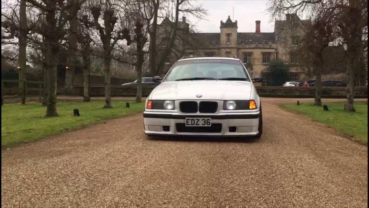 My Dads Alpine white E36 touring on Throwing stars 💚 - YouTube