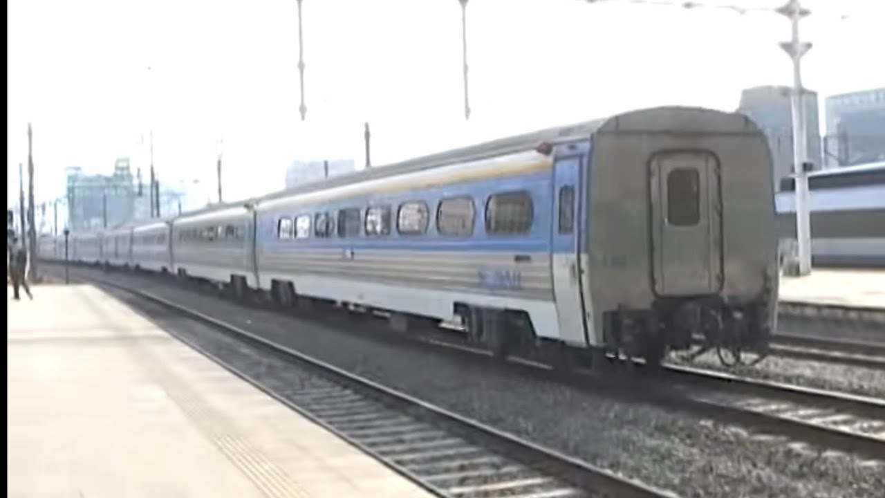 韓国(KORAIL) セマウル号 ソウル駅 回送 /새마을호/Saemaeul-ho - YouTube
