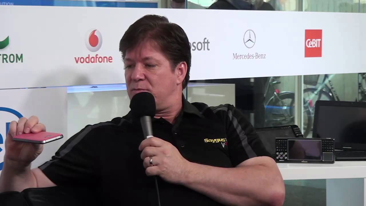 Chad Sayers - TechLounge Tag 2 - CeBIT 2015 - YouTube