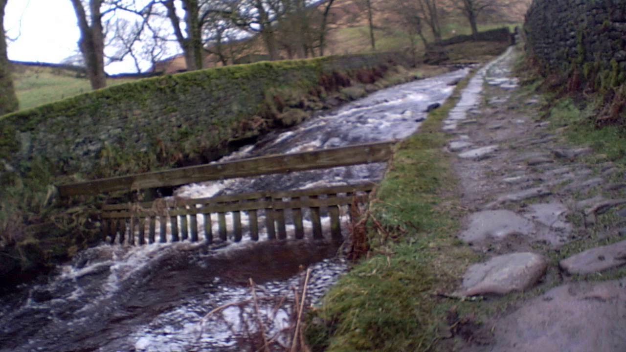 A country walk , Eastergate ,Marsden , West Yorkshire - YouTube