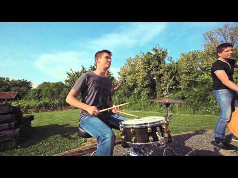 ELITA -ZEZANJE (OFFICIAL VIDEO)