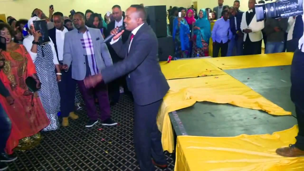 Maxamed BK RAXMA Hees Cusub Official Video 2015 - YouTube