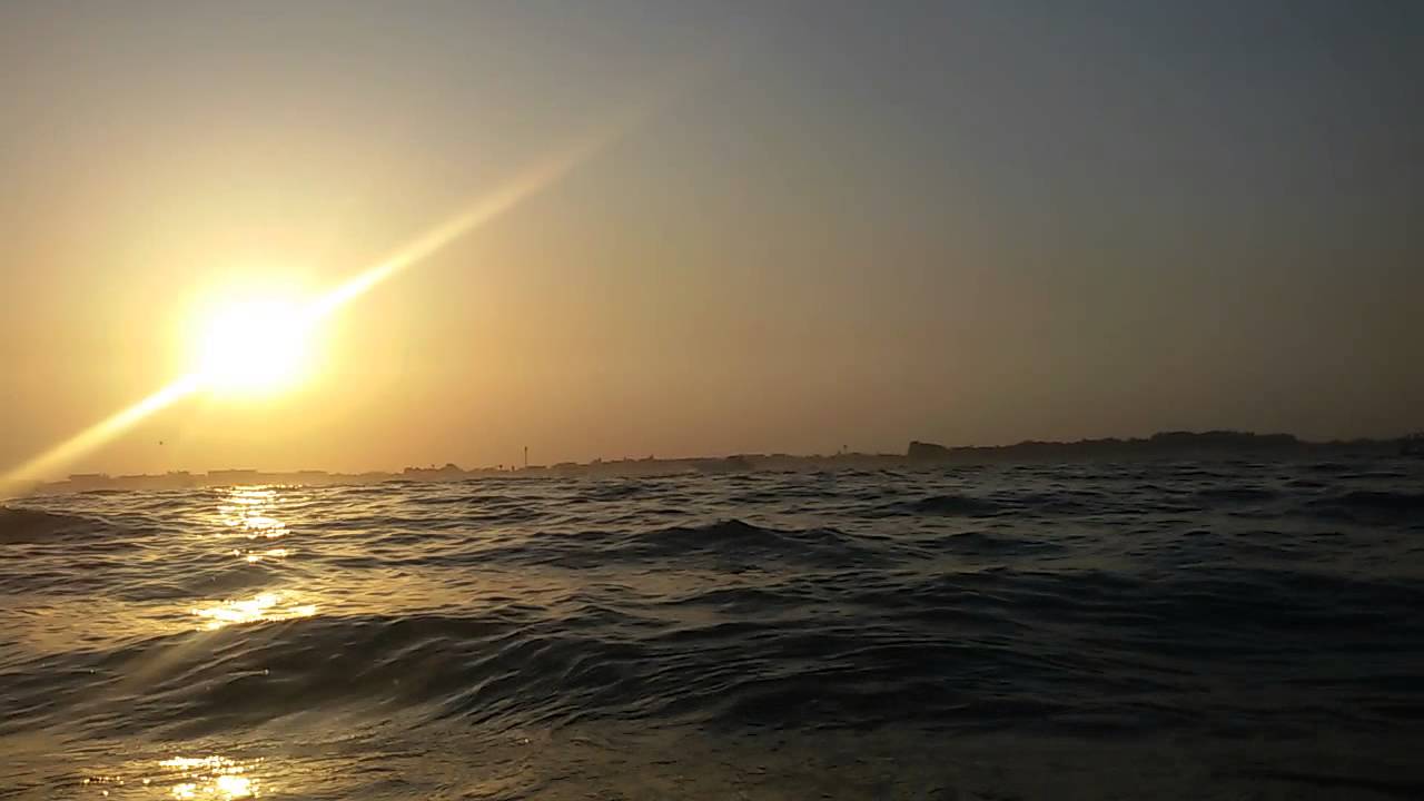 Exciting Waves of Red Sea - YouTube