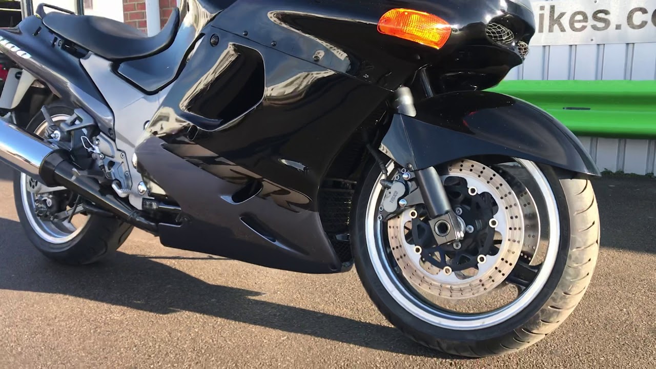 Kawasaki ZZR1100 D-6 1998 - Completely Motorbikes - YouTube