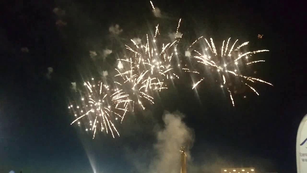 Fejerverkai 2017 07 22 - YouTube