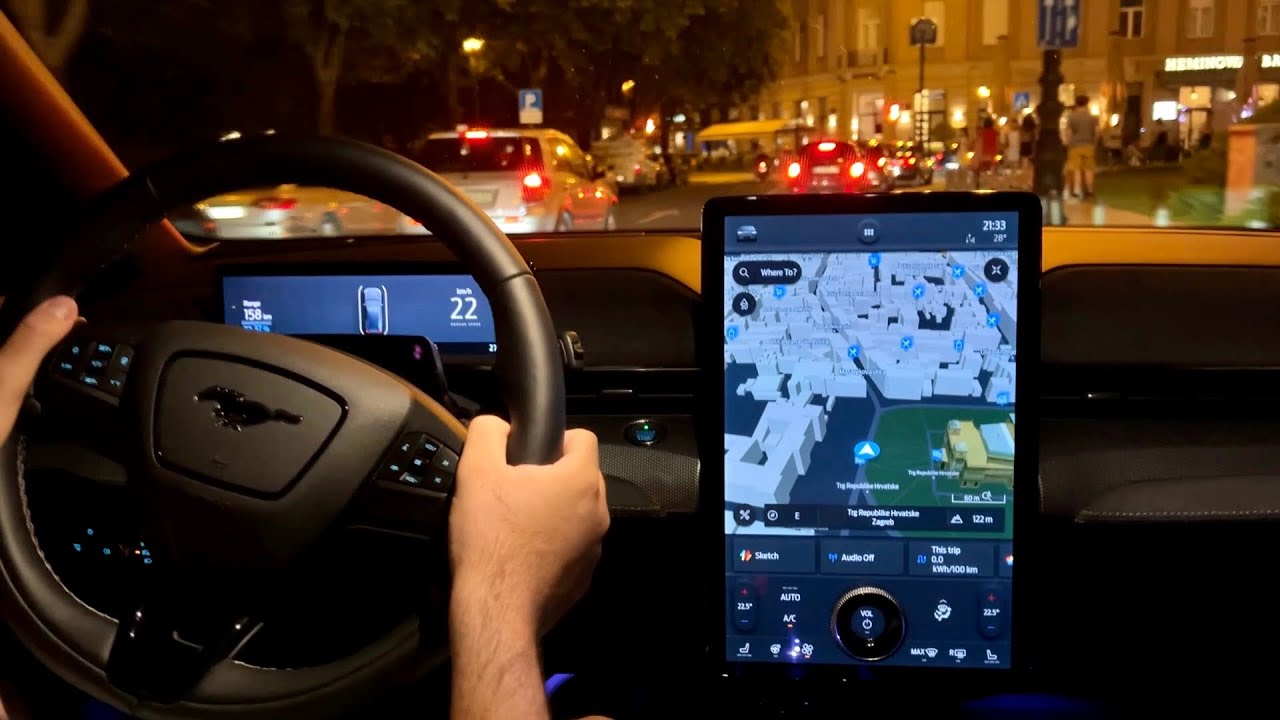 FORD MUSTANG MACH-E GT 2023 - relaxed NIGHT DRIVE, cool welcome lights ...