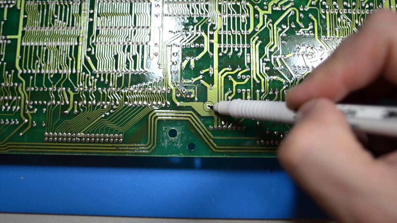 YAMAHA DX7 Battery Repair Tips #1 - YouTube