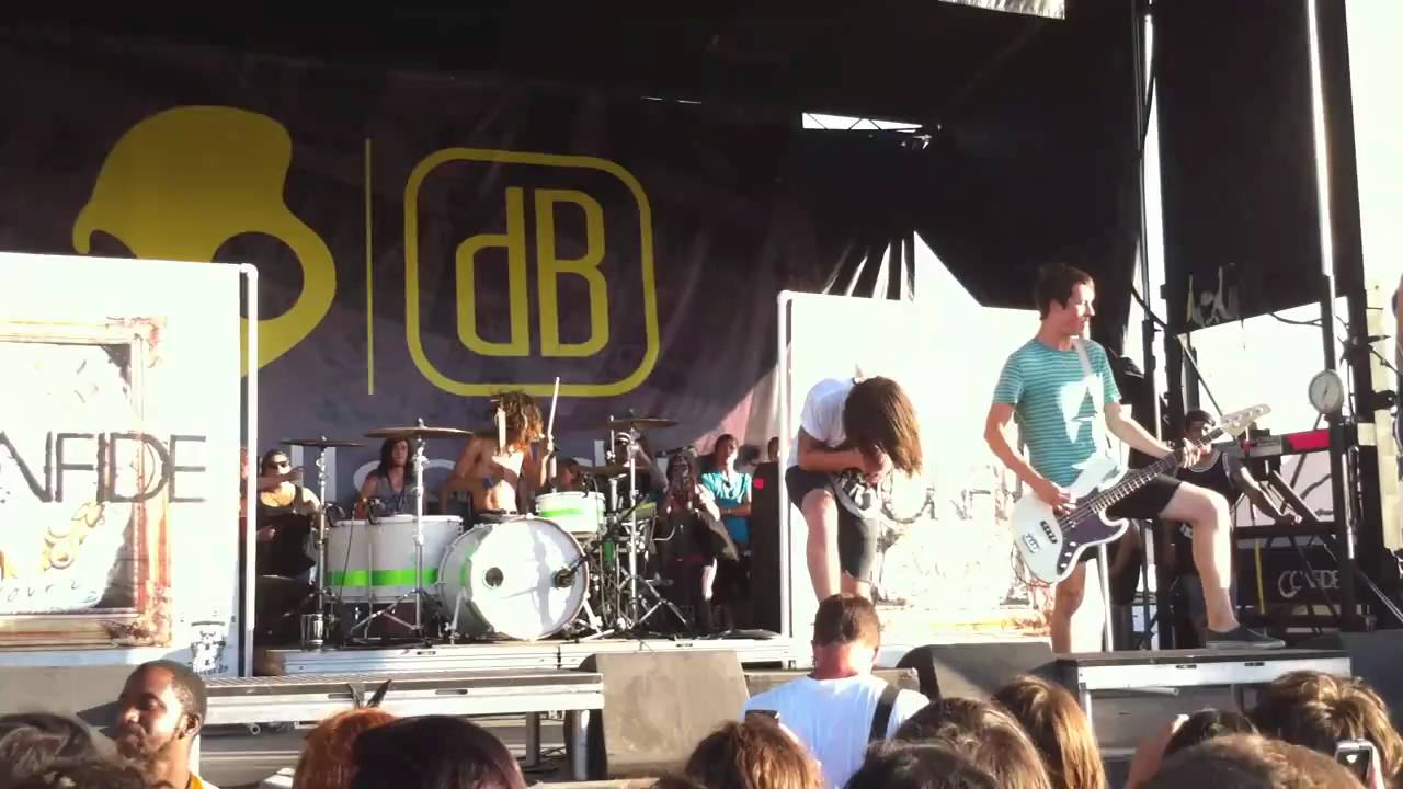 Confide - Intro + When Heaven is Silent Live @ Warped Tour 2010 - YouTube