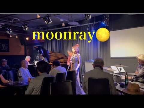 Moonray/Jazz - YouTube