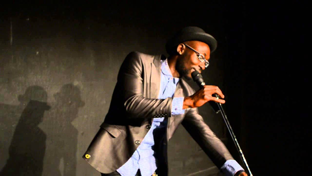 Kenneth Walker - Playground (performed live) - YouTube