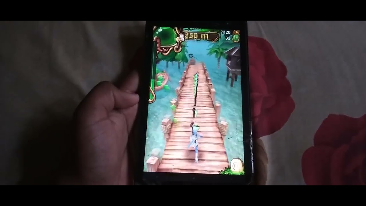 Zombie Run HD Gameplay - YouTube