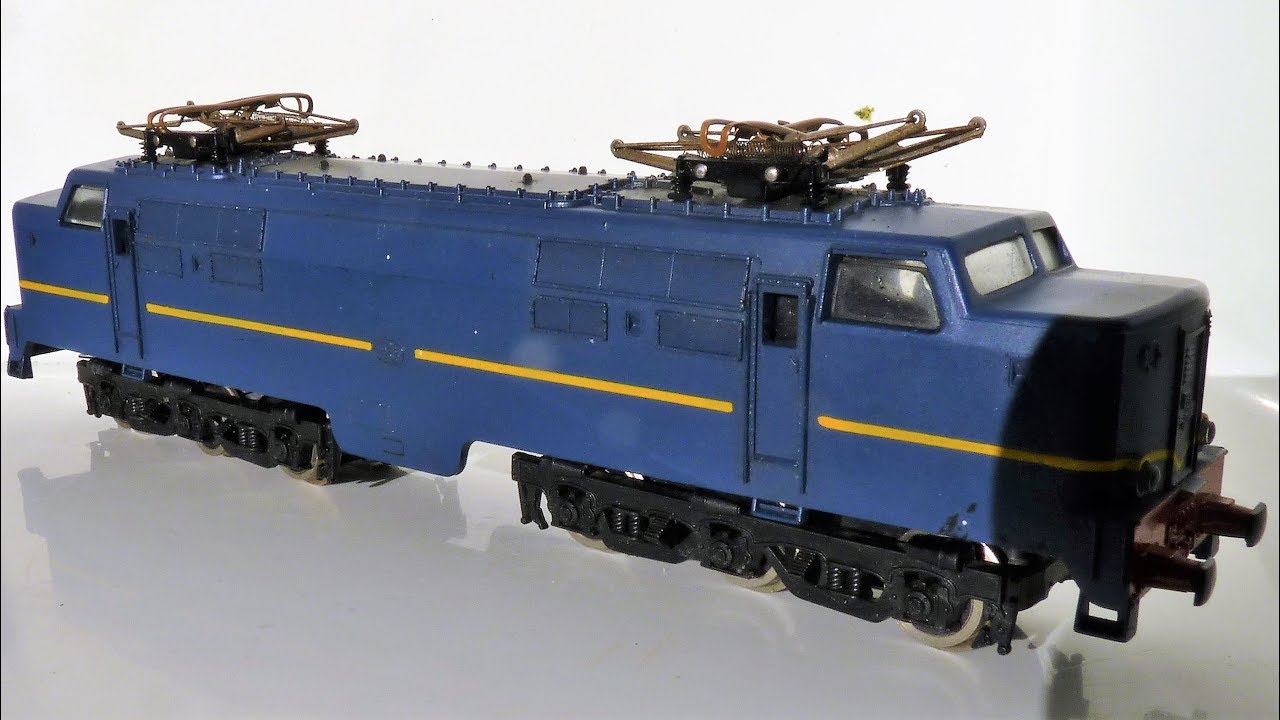 Lima NS 1200 met susumotor en Rheingold ( 1:100 ) en even Lima BR 103 ...