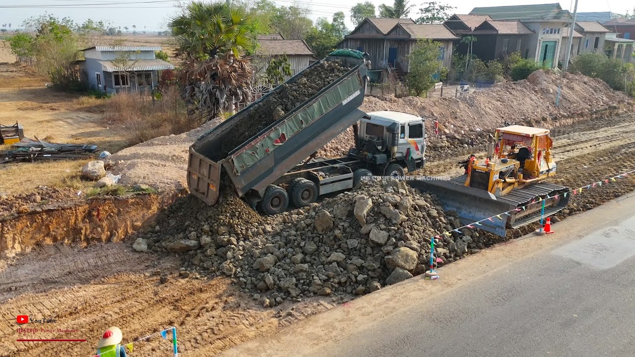Good Expert.!! Widening National Road Us Technical Operator Work By ...