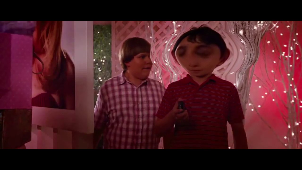 Rodrick sings Baby for Pizza Parker - YouTube