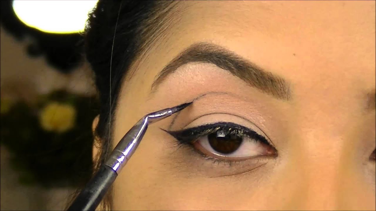 Mod Cut Crease & Nude Matte Lips - YouTube