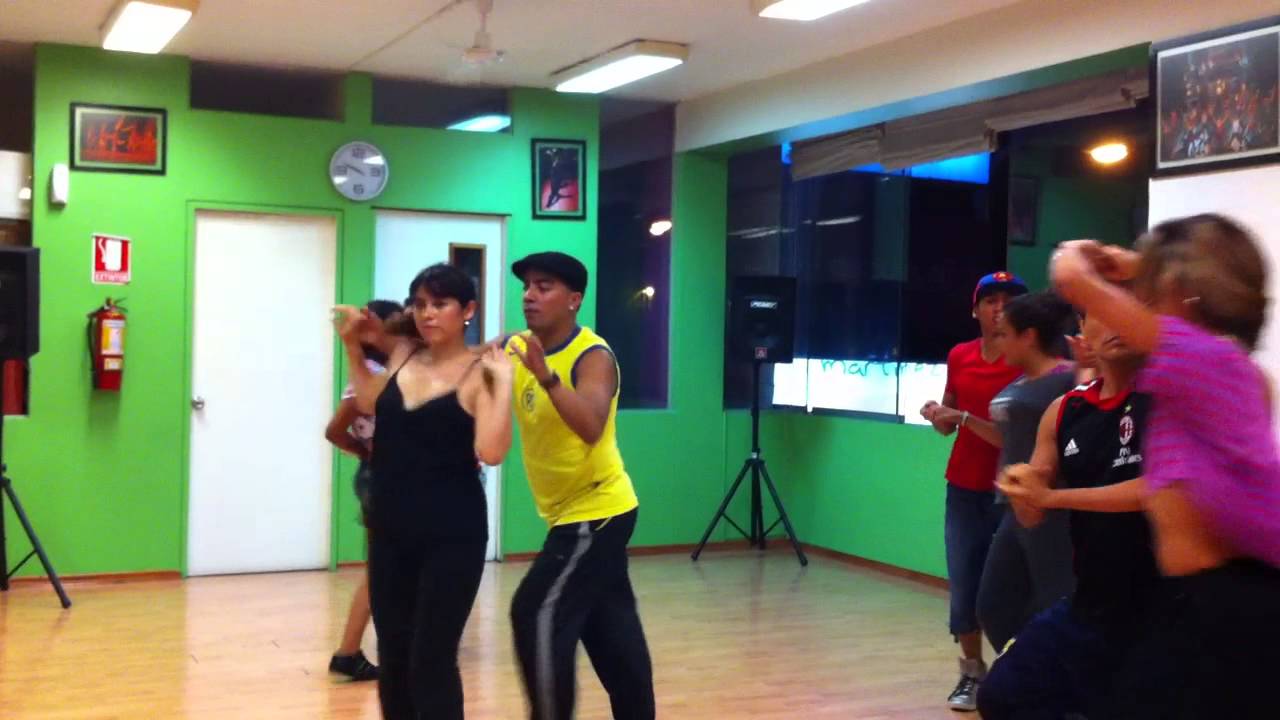 Salseando con Daniel Vivanco - YouTube