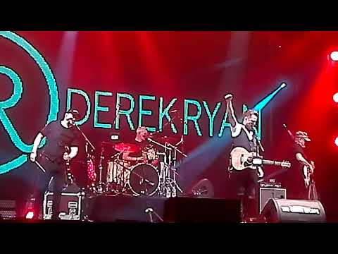 DEREK RYAN Live. 2019 - YouTube