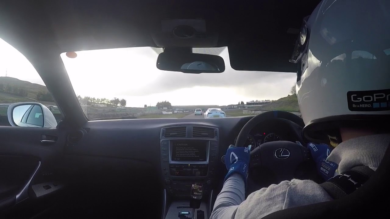 Lexus ISF vs Lexus LC500 on track - Knockhill Racing Circuit 02/05/2018 ...