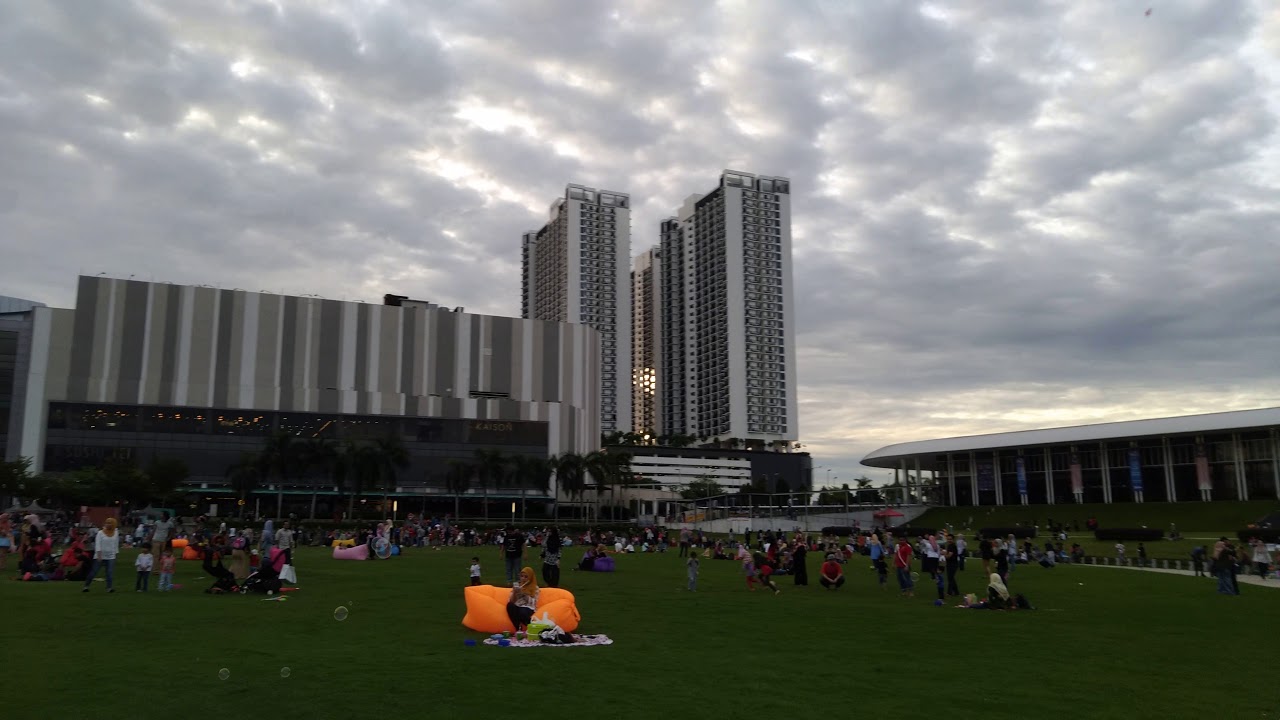 Asus Zenfone 4 Selfie Pro Video Recording Footage Sample - Outside/4K/30fps