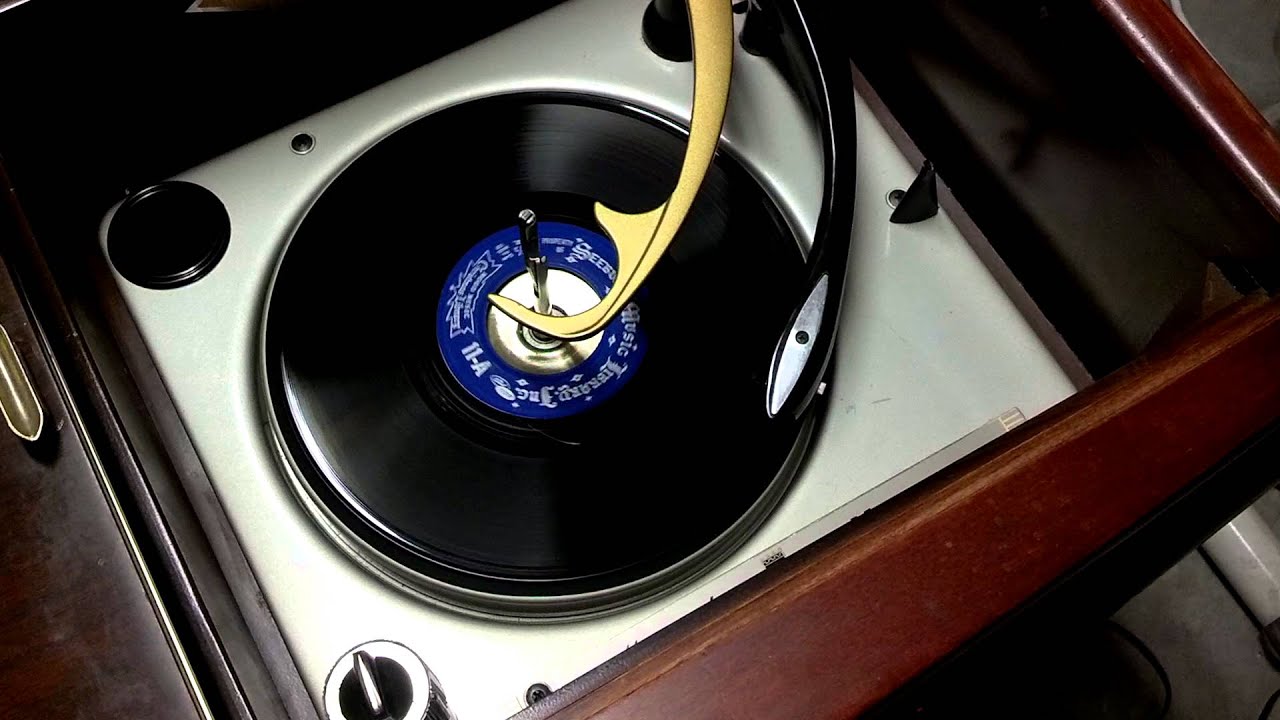 Seeburg Background music record. Christmas track 16 2/3rpm - YouTube