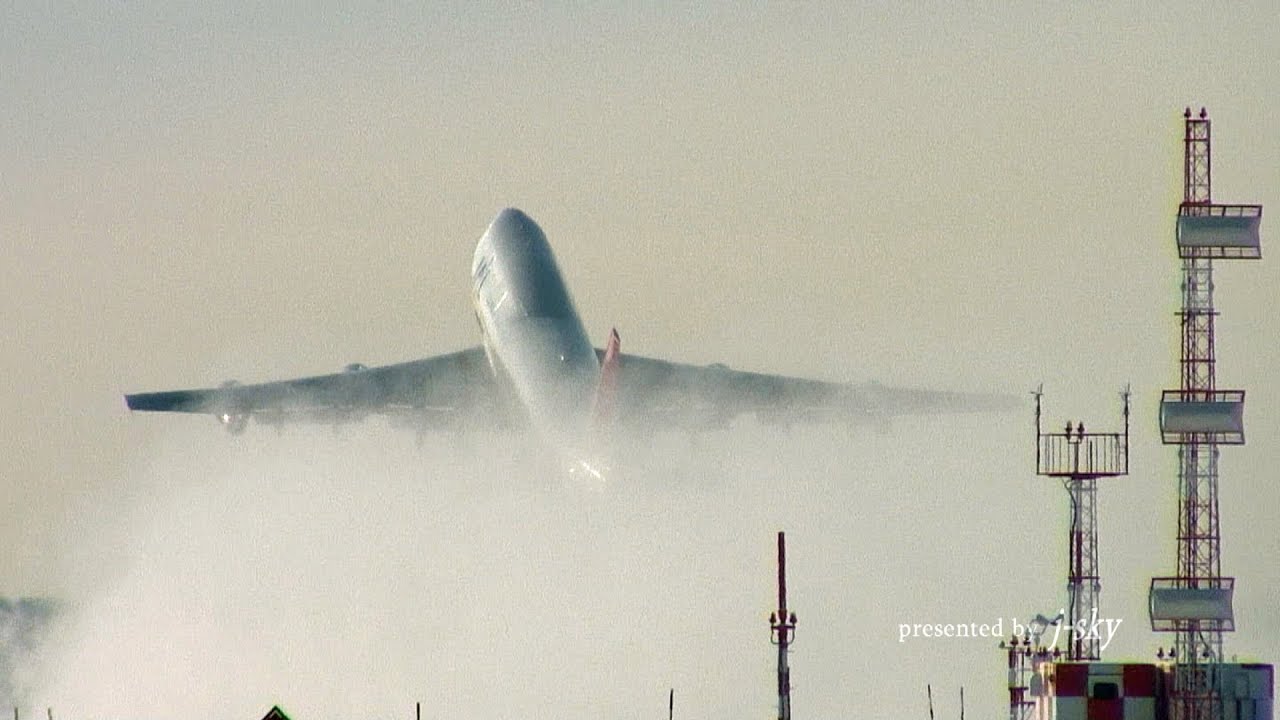 Snow blow up! JAL 747 Memorial #008 : 747-346 [JA813J] at CTS/RJCC ...