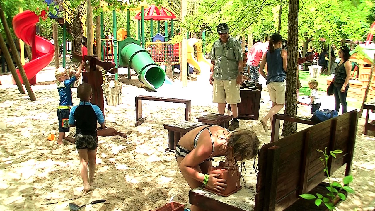 Learn through play - Bugz Playpark - YouTube