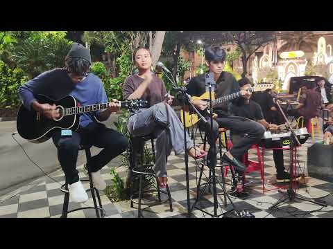 FILAHKUSTIK FEAT PUTRI |COVER JESSIE J -PRICE TAG | NGAMEN TUNJUNGAN SURABAYA