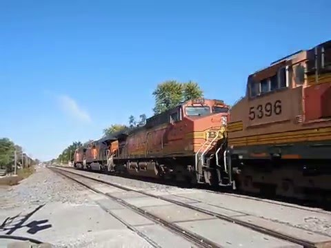 bnsf 5490 east - YouTube