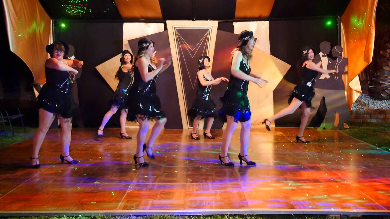 Zumba Dance: Singing in the rain - YouTube