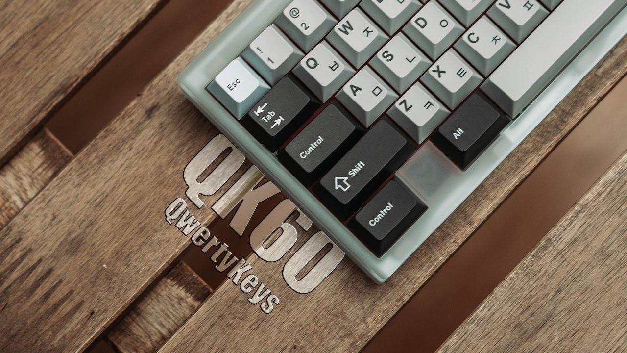 Flex your keyboard at school | QK60 by QwertyKeys | Film - YouTube